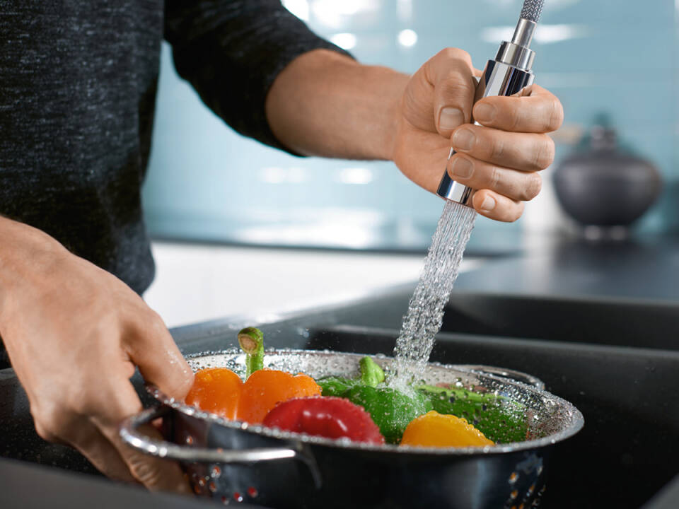 汉斯格雅 厨房龙头: 达丽丝 M54, 单把手厨房龙头210，带抽拉式出水嘴，两种出水模式, 货号 72800007