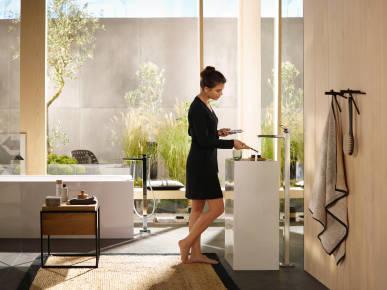 梦迪宝 浴缸龙头: 2 个出水设备, 前卫白, 货号 32532707 | hansgrohe CN